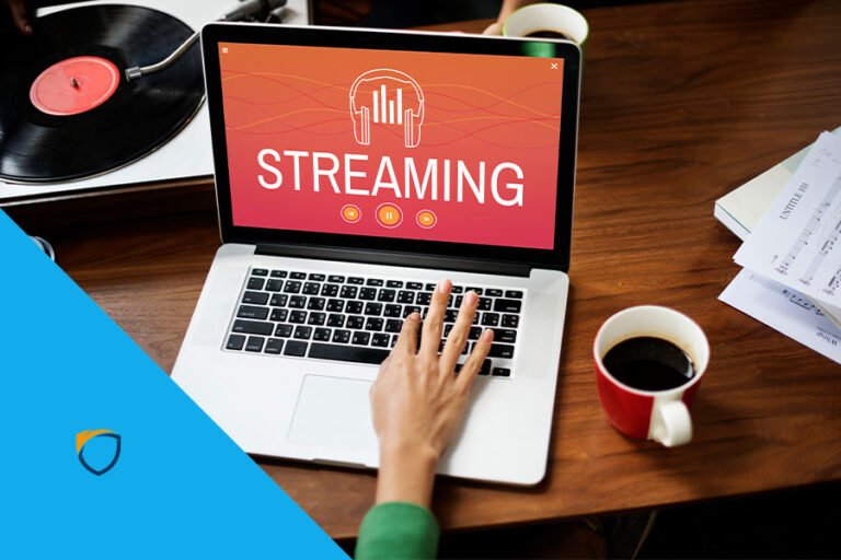 The Pros and Cons of Streaming vs. Downloading Content - Navigating the Web